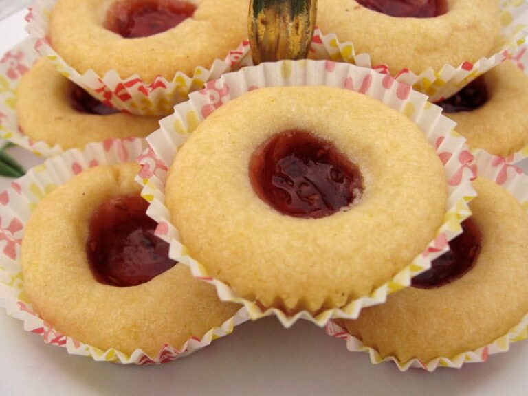 Godaste Hallongrottorna – Regines Baksida